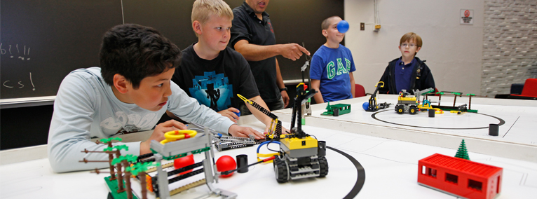 STEM Robotics là gì? Khám phá Lĩnh vực Cách Mạng Trong Giáo Dục